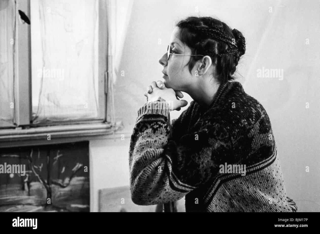 Ddr frau -Fotos und -Bildmaterial in hoher Auflösung – Alamy