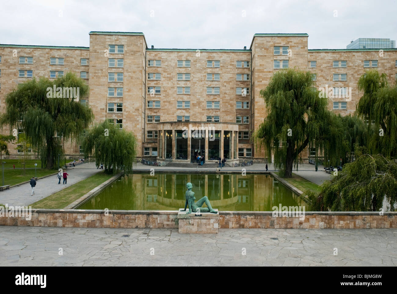 Westend Campus der Johann Wolfgang von Goethe University in der ...