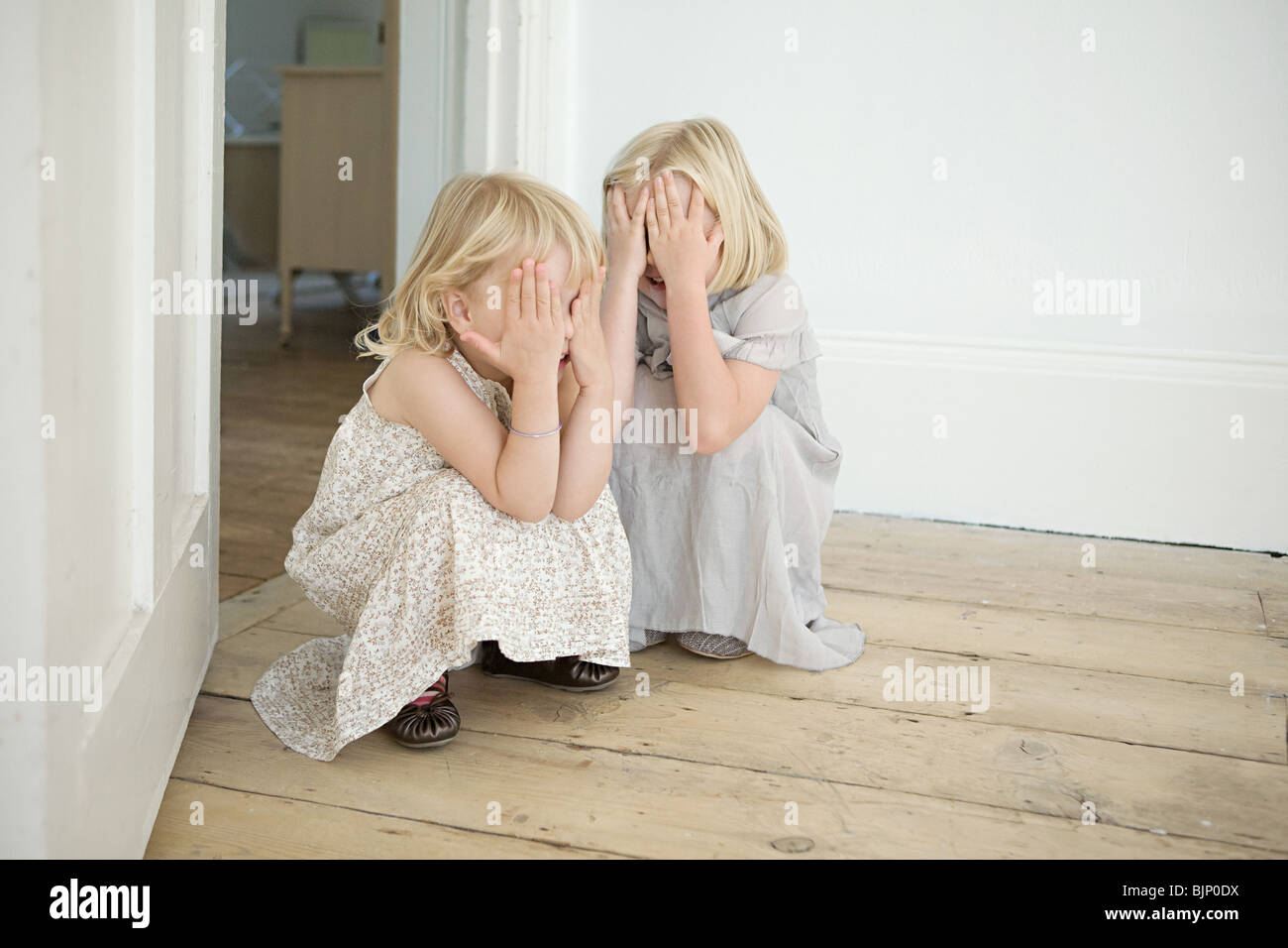 Spiel Verstecken Stockfotos und -bilder Kaufen - Alamy