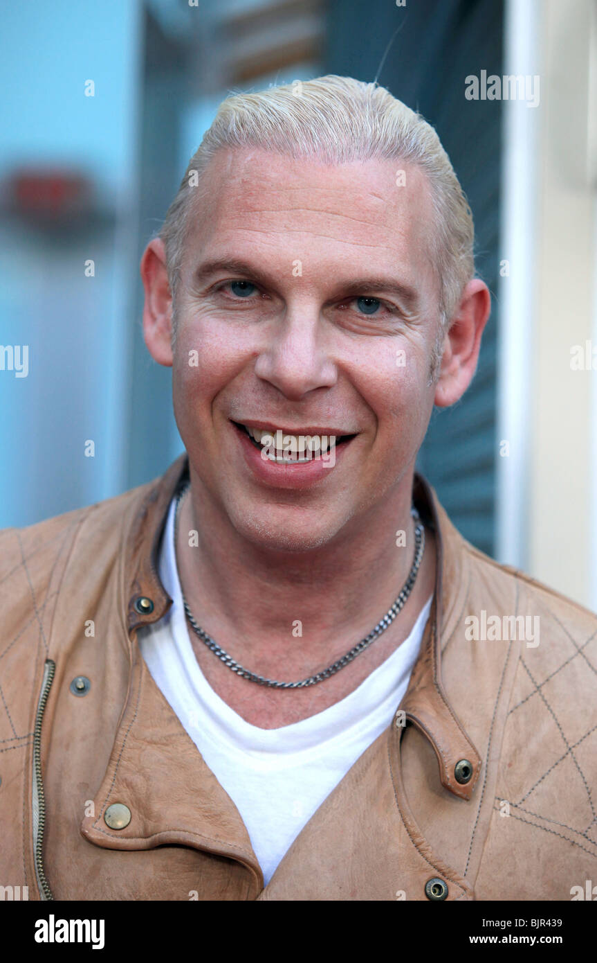 Ash hollywood -Fotos und -Bildmaterial in hoher Auflösung – Alamy