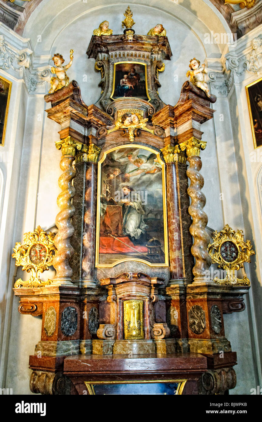 Basilika st george in der prager burg -Fotos und -Bildmaterial in hoher Auflösung – Alamy