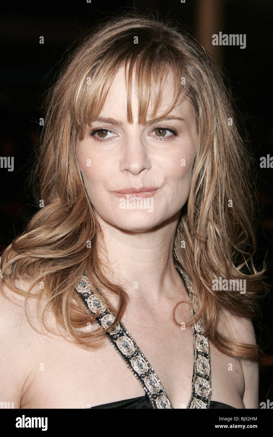 JENNIFER JASON LEIGH Jacke FILM PREMIERE ARCLIGHT Kino HOLLYWOOD LOS ...