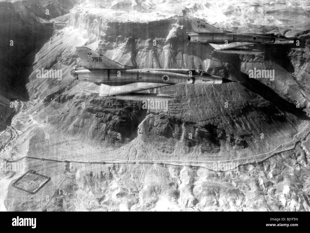 Israelische Luftwaffe Dassault Mirage IIICJ Jagdflugzeug im Flug ...