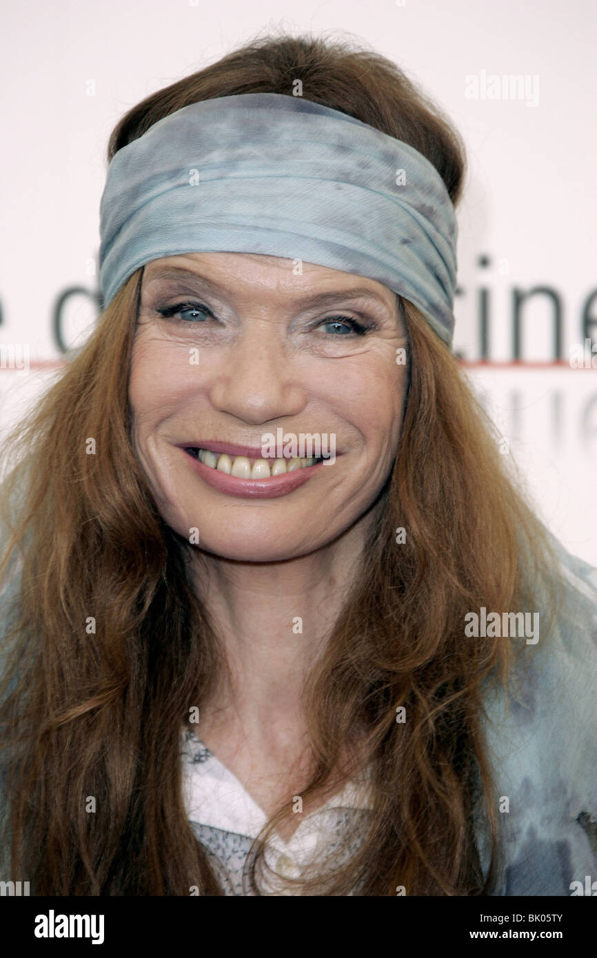 Veruschka von lehndorff -Fotos und -Bildmaterial in hoher Auflösung – Alamy