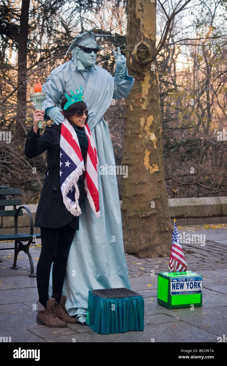 Statue Of Liberty Caricature Stockfotos und -bilder Kaufen - Alamy