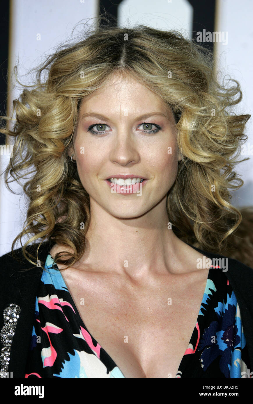 Jenna elfman -Fotos und -Bildmaterial in hoher Auflösung – Alamy