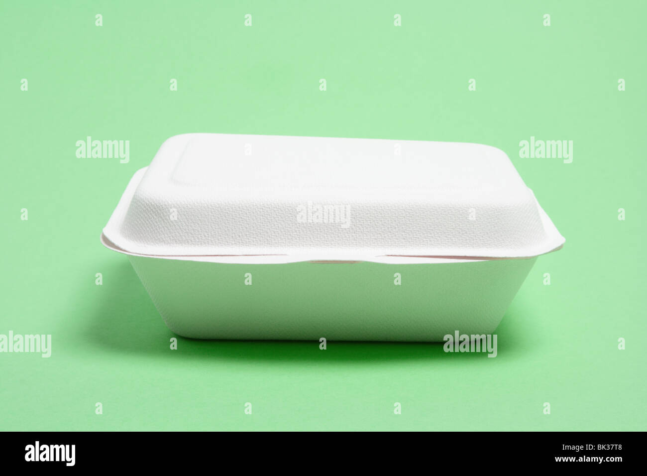 Polystyrol lebensmittelkarton -Fotos und -Bildmaterial in hoher ...