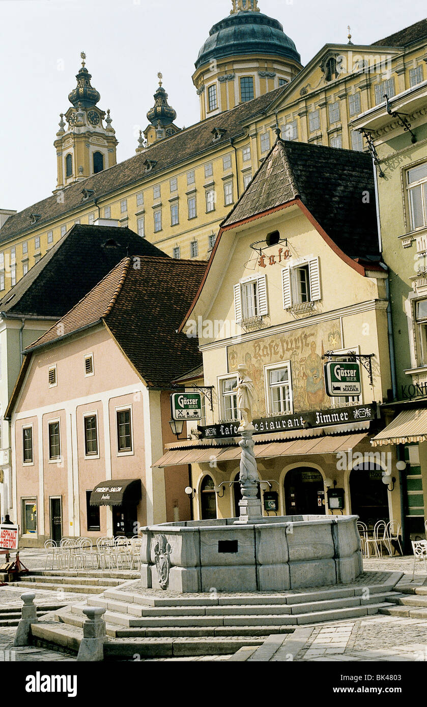 Benediktinerabteistift melk -Fotos und -Bildmaterial in hoher Auflösung ...