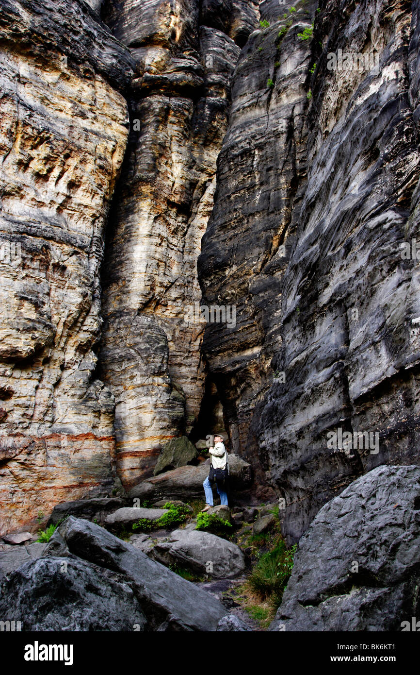 Elbe sandstein berge bereich rock wand berg -Fotos und -Bildmaterial in ...
