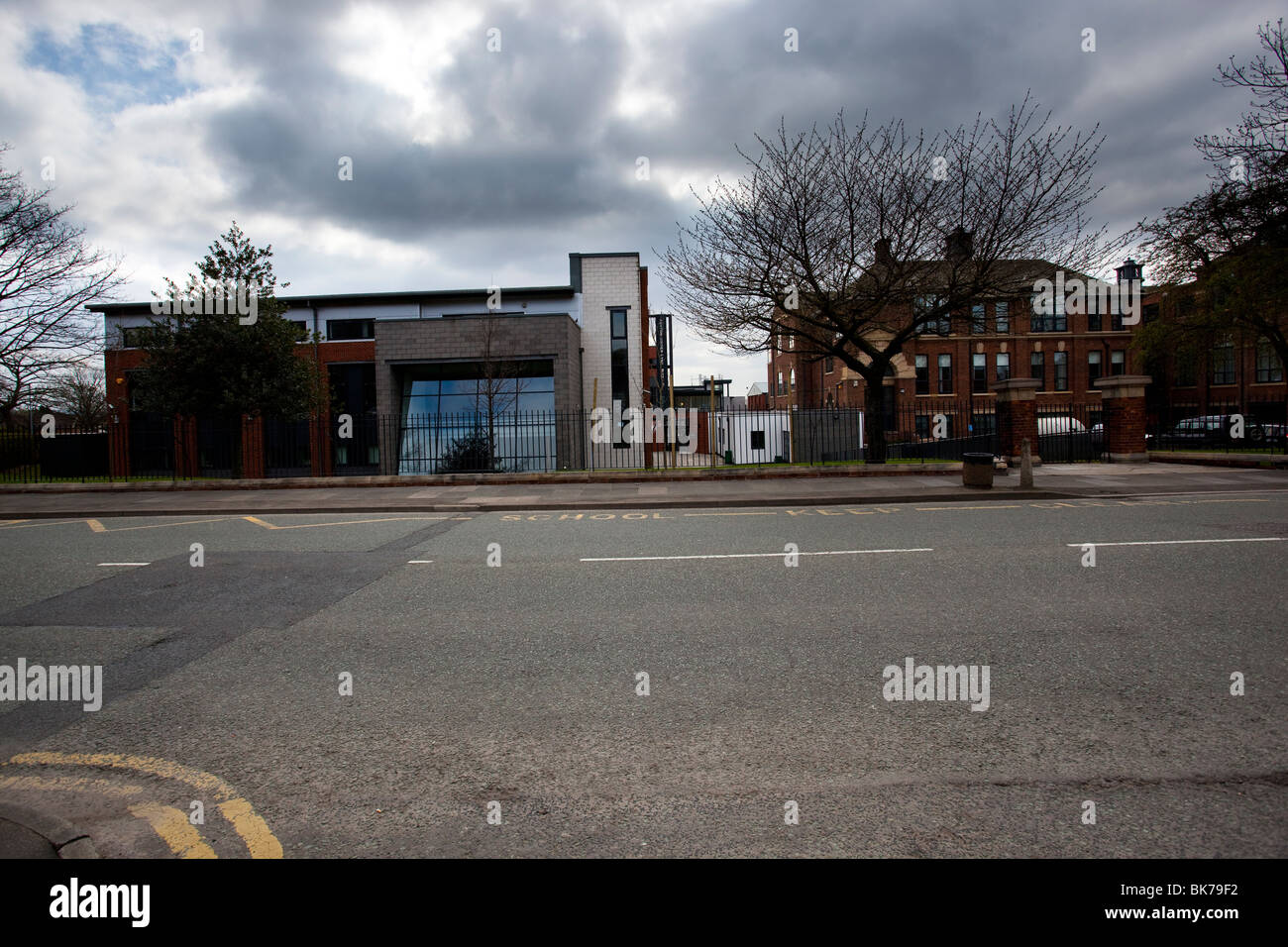 Sixth form -Fotos und -Bildmaterial in hoher Auflösung – Alamy