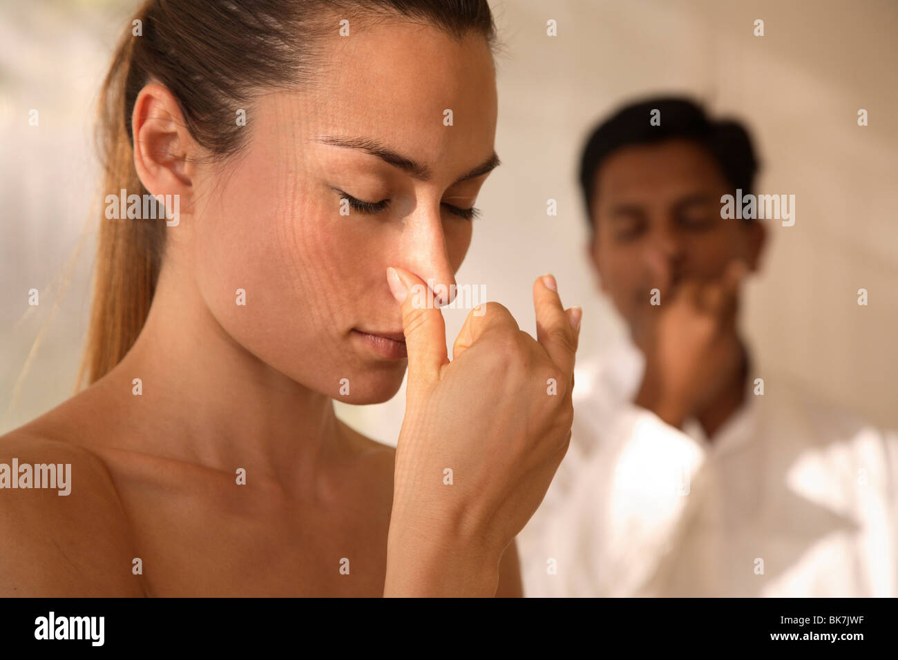 Nadhi sodhana -Fotos und -Bildmaterial in hoher Auflösung – Alamy
