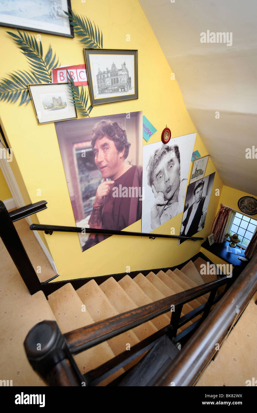 Frankie howard -Fotos und -Bildmaterial in hoher Auflösung – Alamy