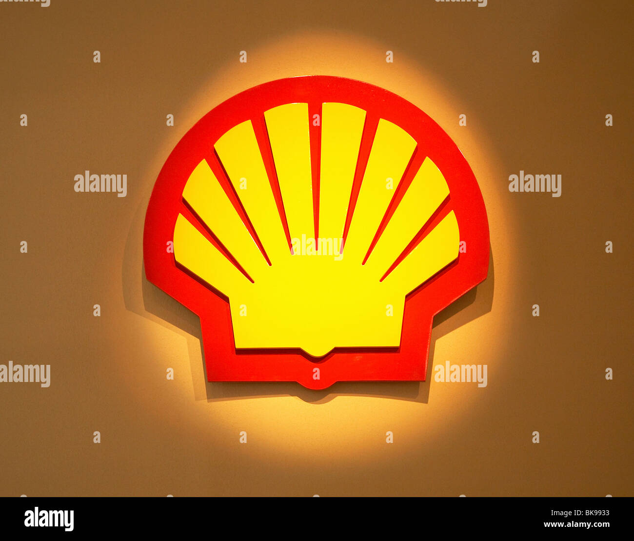 Shell logo sign -Fotos und -Bildmaterial in hoher Auflösung – Alamy