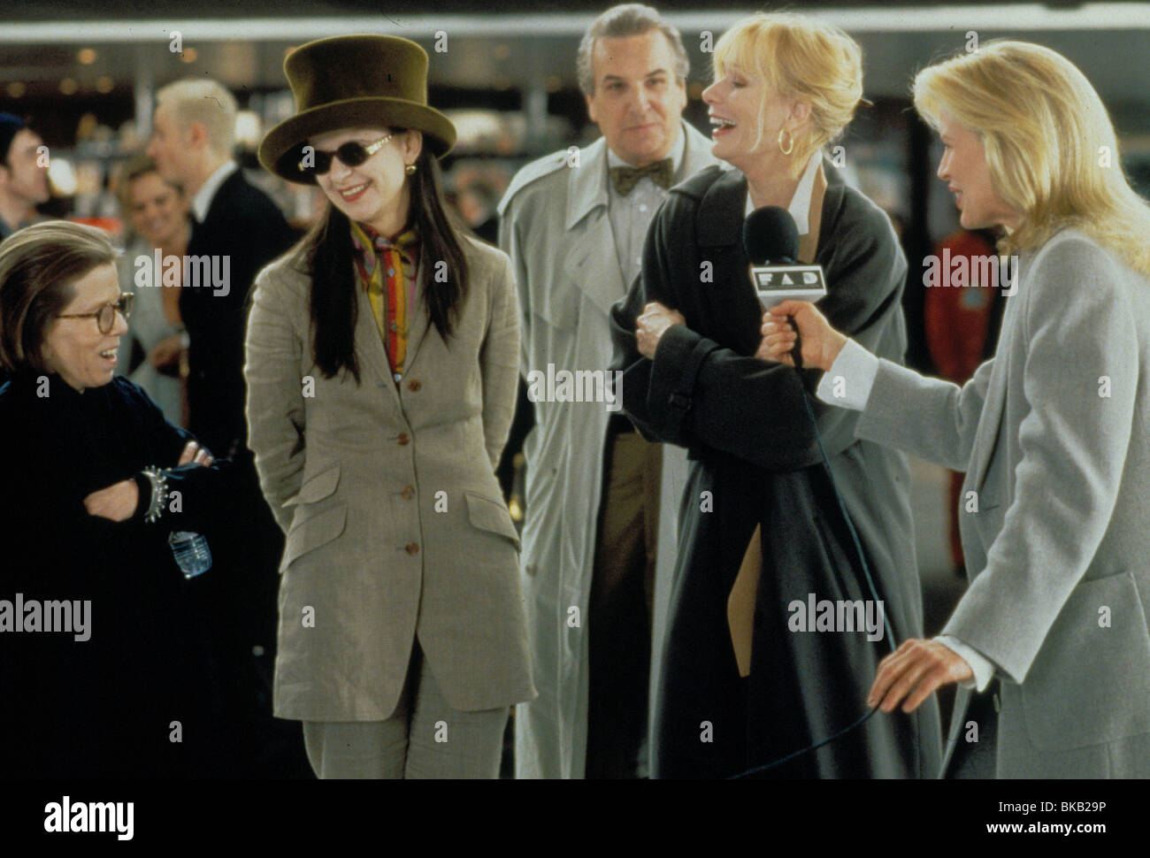 TRACEY ULLMAN, DANNY AIELLO, SALLY KELLERMAN, PRET PORTER (1994) READY ...