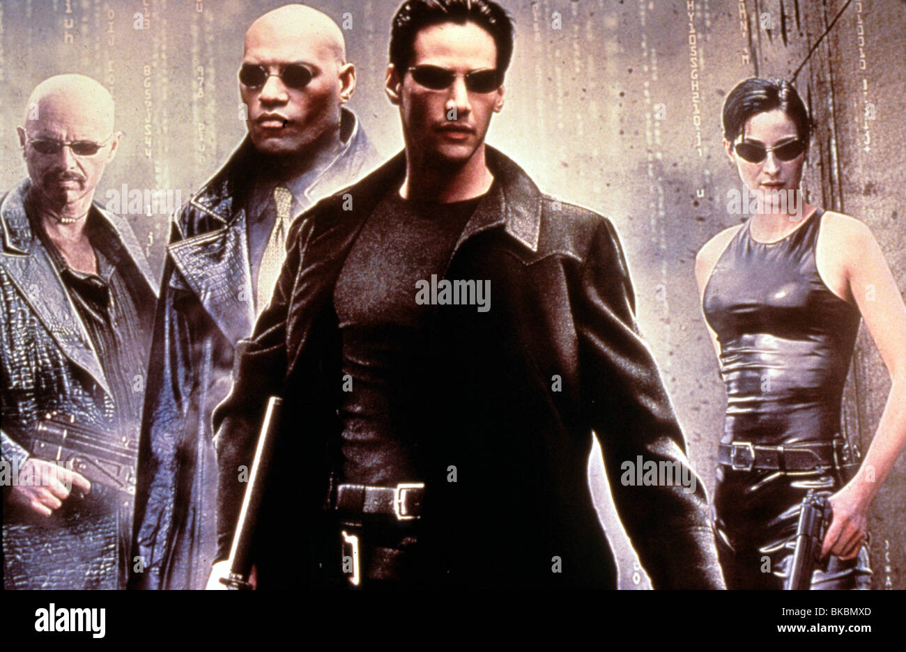 DIE MATRIX (1999) JOE PANTOLIANO, LAURENCE FISHBURNE, KEANU REEVES ...