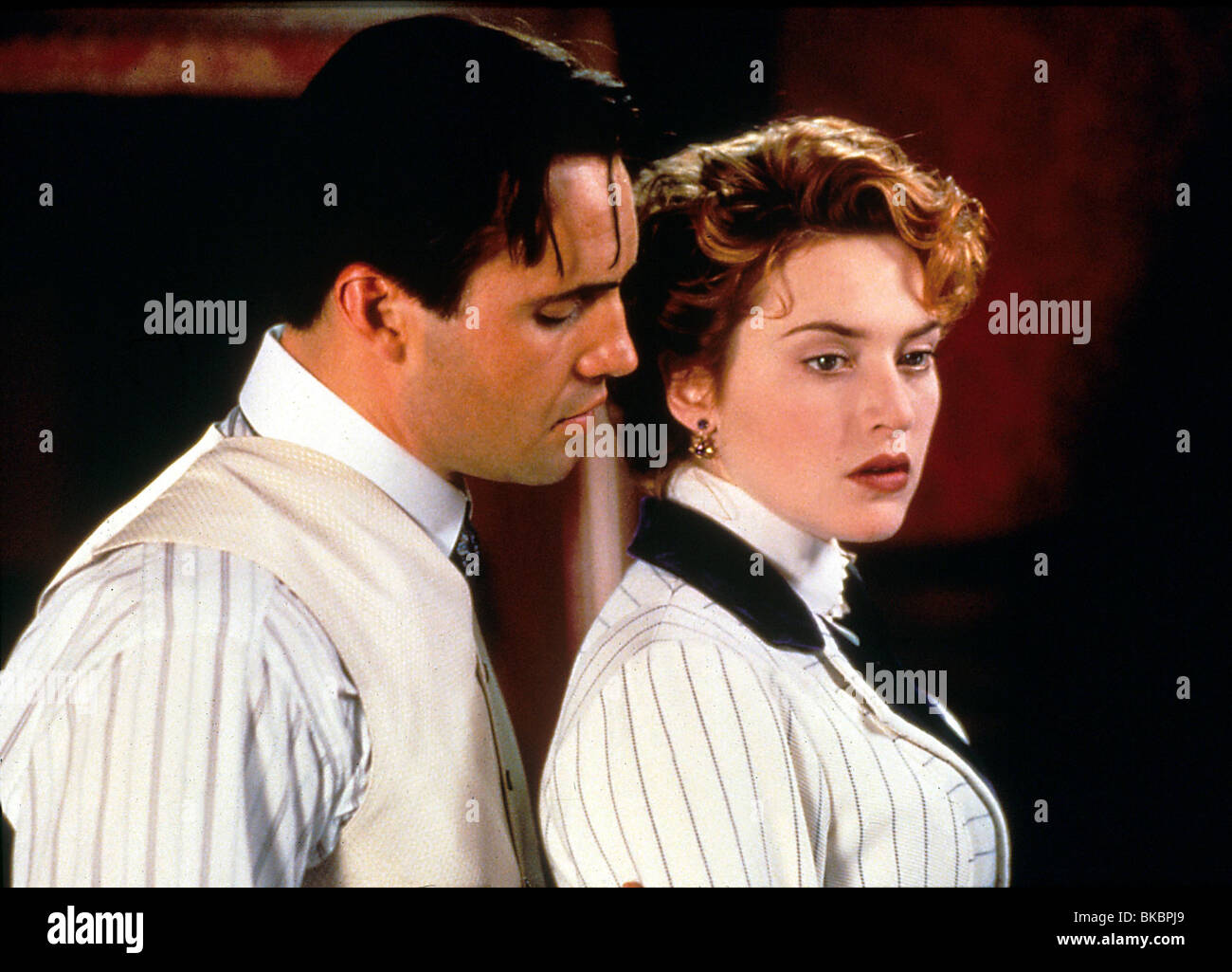 Billy zane titanic -Fotos und -Bildmaterial in hoher Auflösung – Alamy