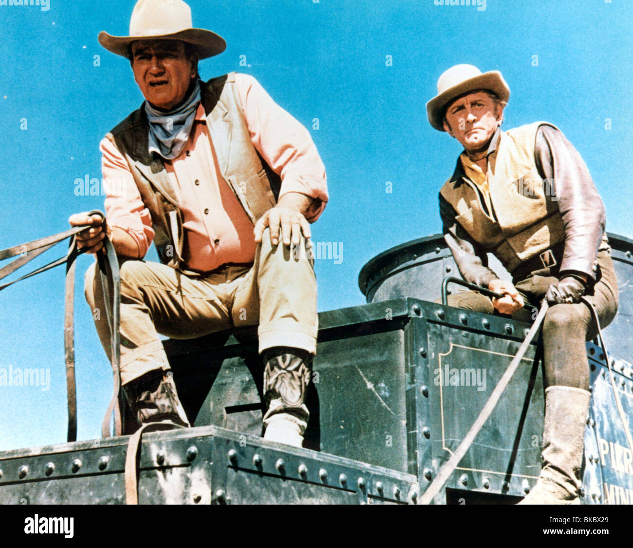 War wagon john wayne -Fotos und -Bildmaterial in hoher Auflösung – Alamy