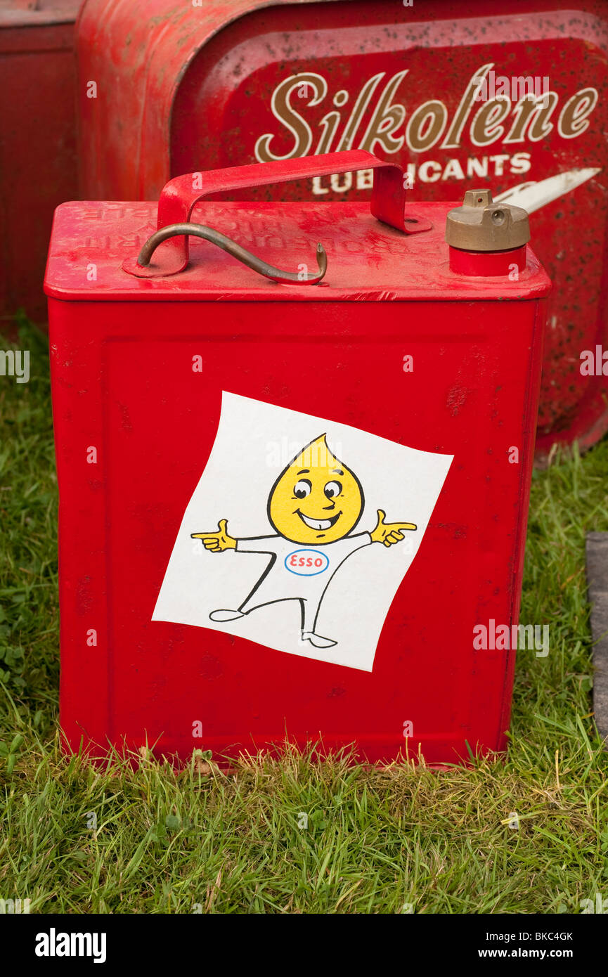 Old esso petrol logo -Fotos und -Bildmaterial in hoher Auflösung – Alamy
