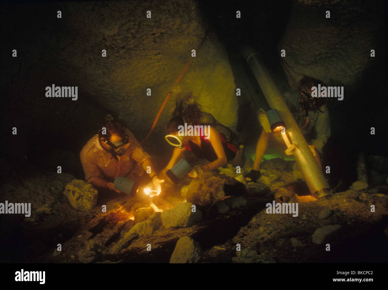 The Deep 1977 Nick Nolte Stockfotos & The Deep 1977 Nick Nolte Bilder ...