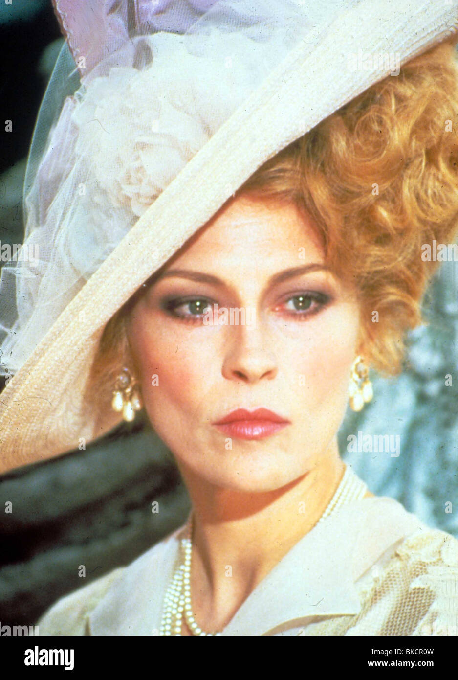 Faye dunaway -Fotos und -Bildmaterial in hoher Auflösung – Alamy