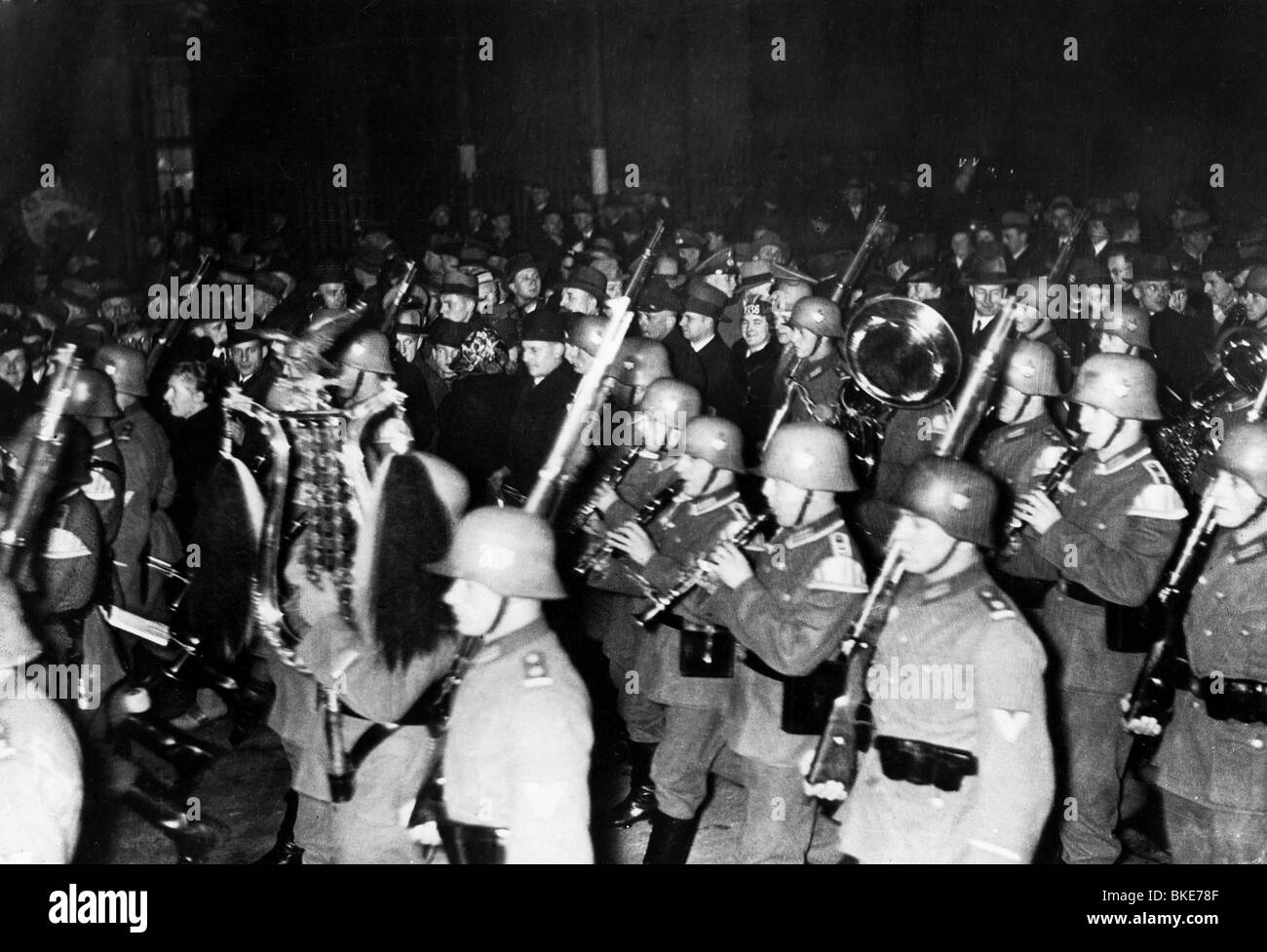 Soldiers Wehrmacht 1936 Stockfotos und -bilder Kaufen - Alamy