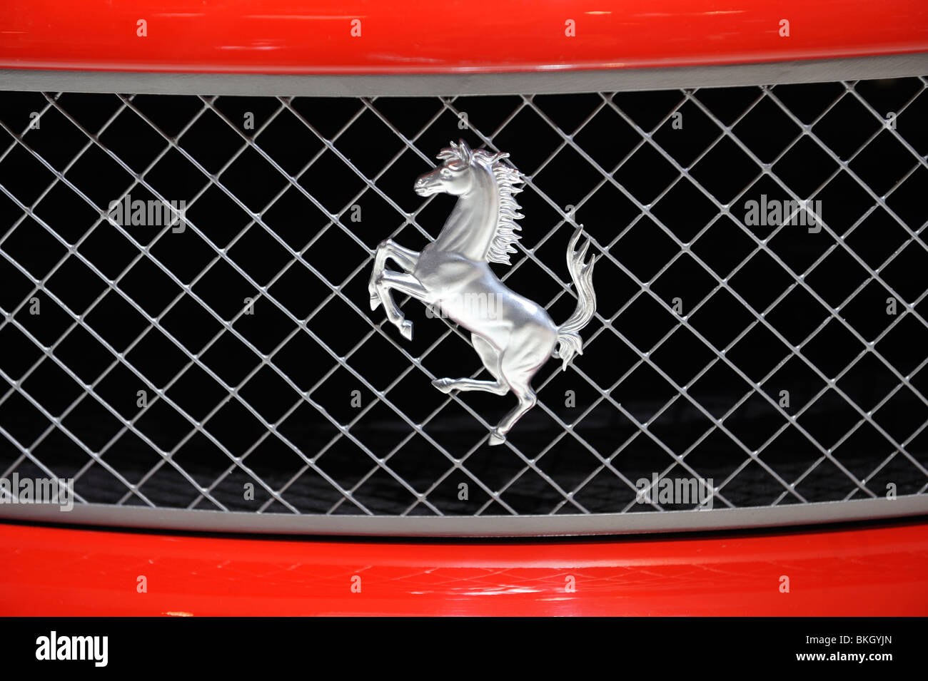 Ferrari logo -Fotos und -Bildmaterial in hoher Auflösung – Alamy