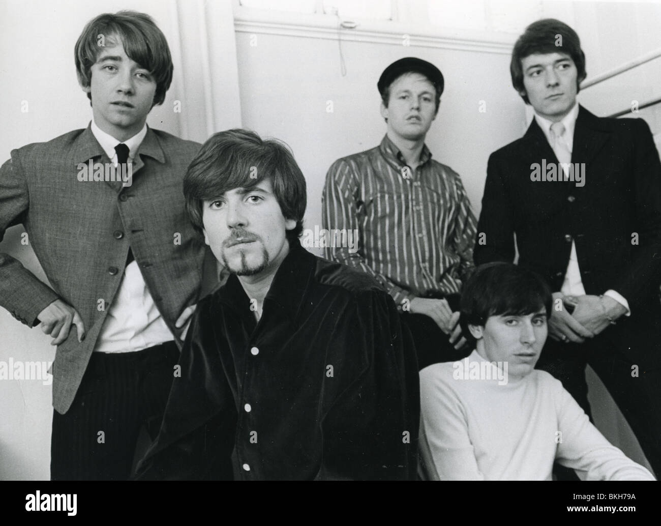 THE HOLLIES - UK Gruppe September 1966. Von links: Tony Hicks, Graham ...