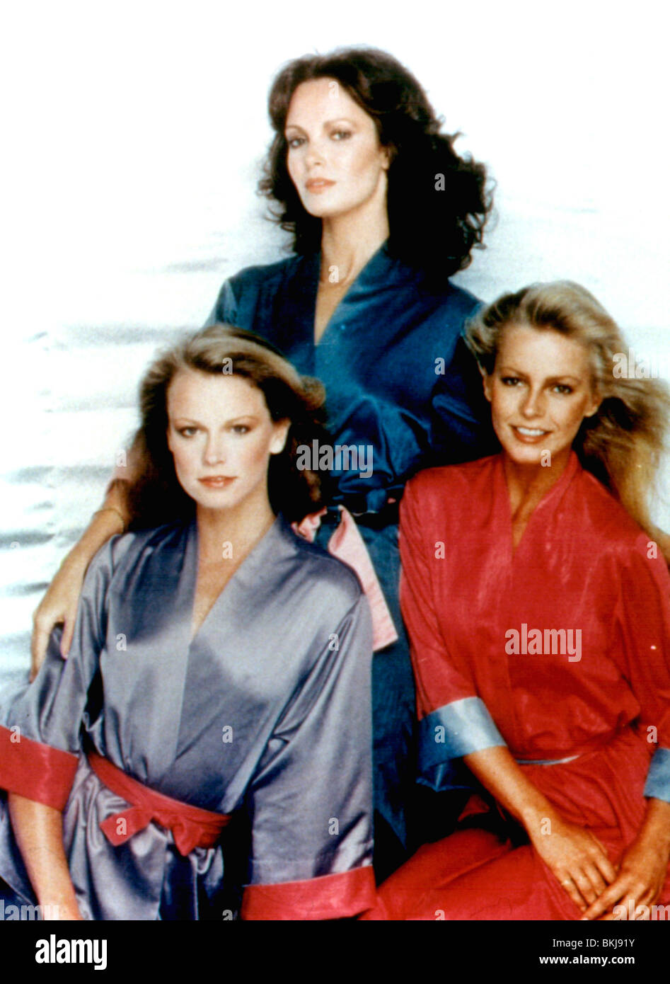 CHARLIES ENGEL (TV) SHELLEY HACK, JACLYN SMITH CHERYL LADD CHA 048 ...