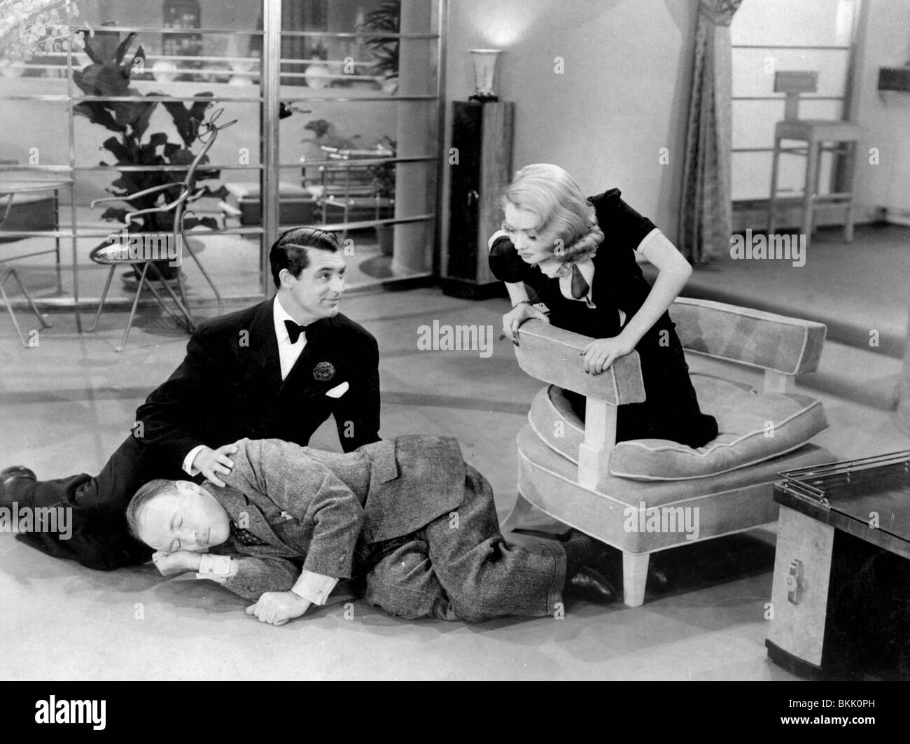 TOPPER (1937) CARY GRANT, CONSTANCE BENNETT TOPR 002 P Stockfotografie ...