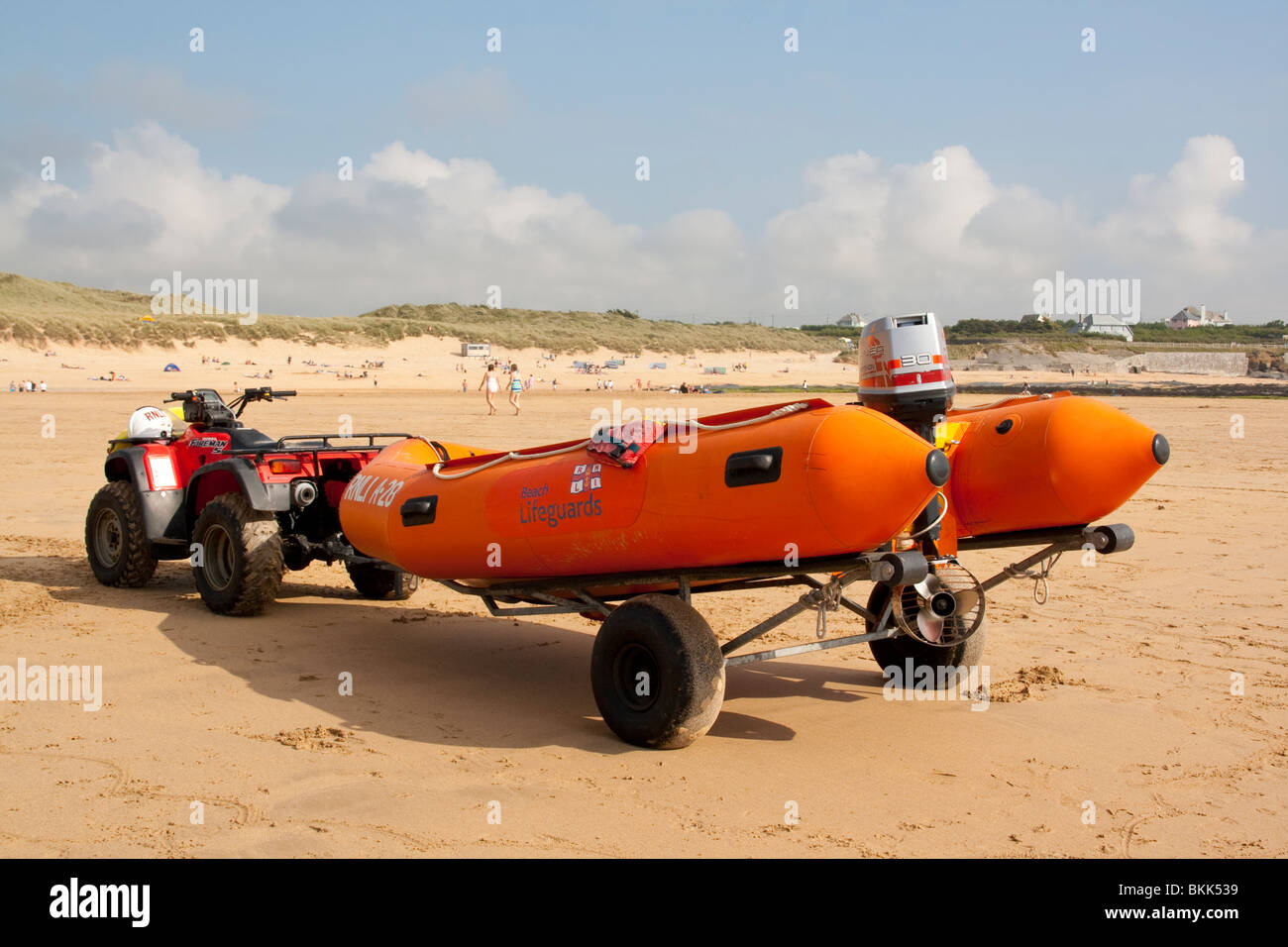 Rnli flaggen am strand -Fotos und -Bildmaterial in hoher Auflösung – Alamy