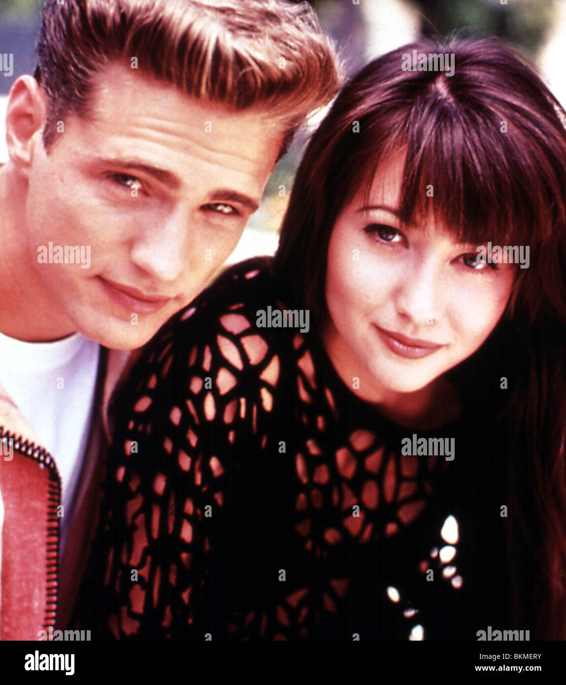 Jason priestley shannen doherty -Fotos und -Bildmaterial in hoher Auflösung – Alamy