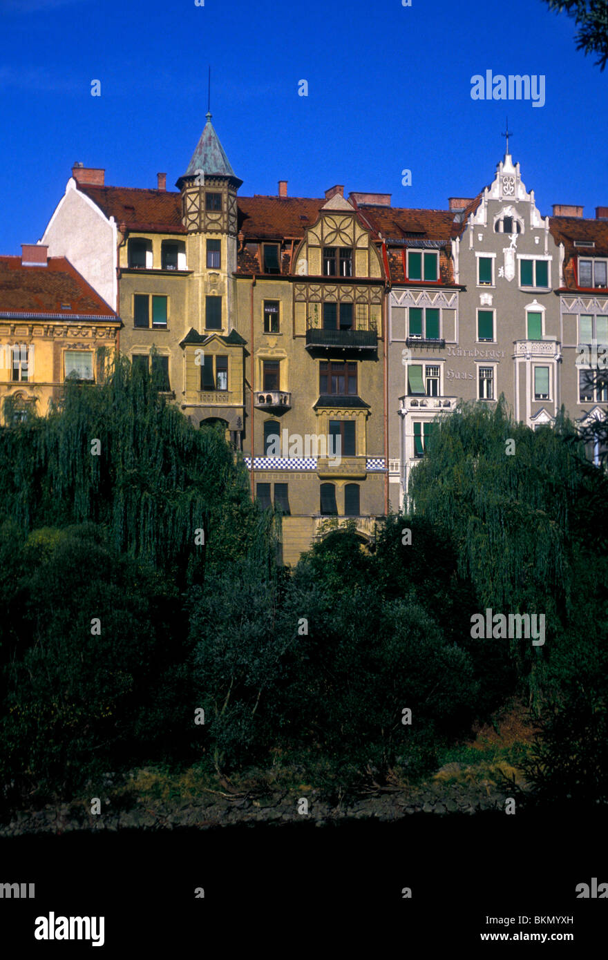 Nürnbergers Haus Architektur entlang Murufer Stadt von Graz Steiermark ...