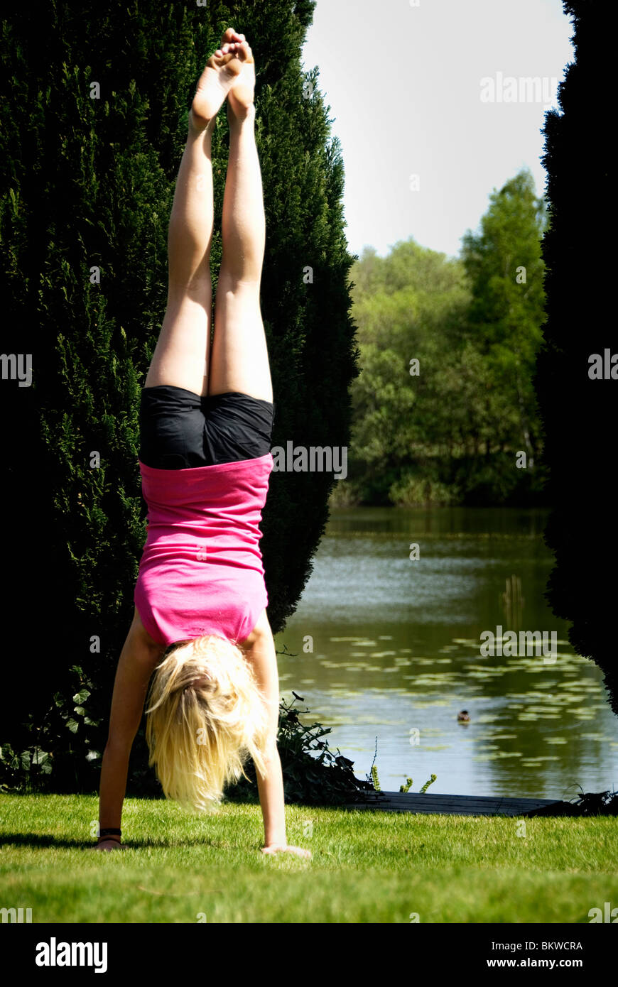 Menschen Stehen Oben Drauf Stockfotos und -bilder Kaufen - Alamy