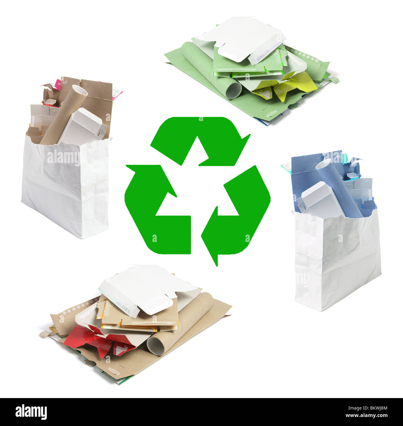 Schachteln recycling Ausgeschnittene Stockfotos und -bilder - Alamy