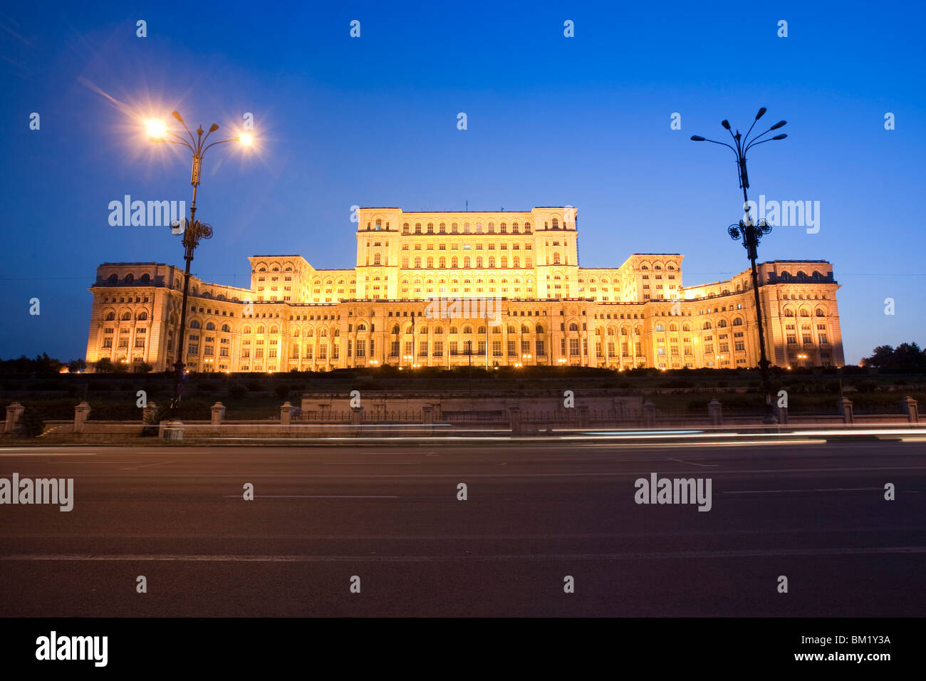 Ceausescu palast -Fotos und -Bildmaterial in hoher Auflösung – Alamy
