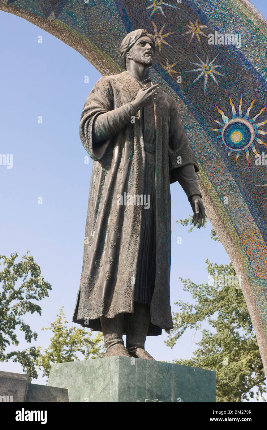 Statue von ismail samani -Fotos und -Bildmaterial in hoher Auflösung ...