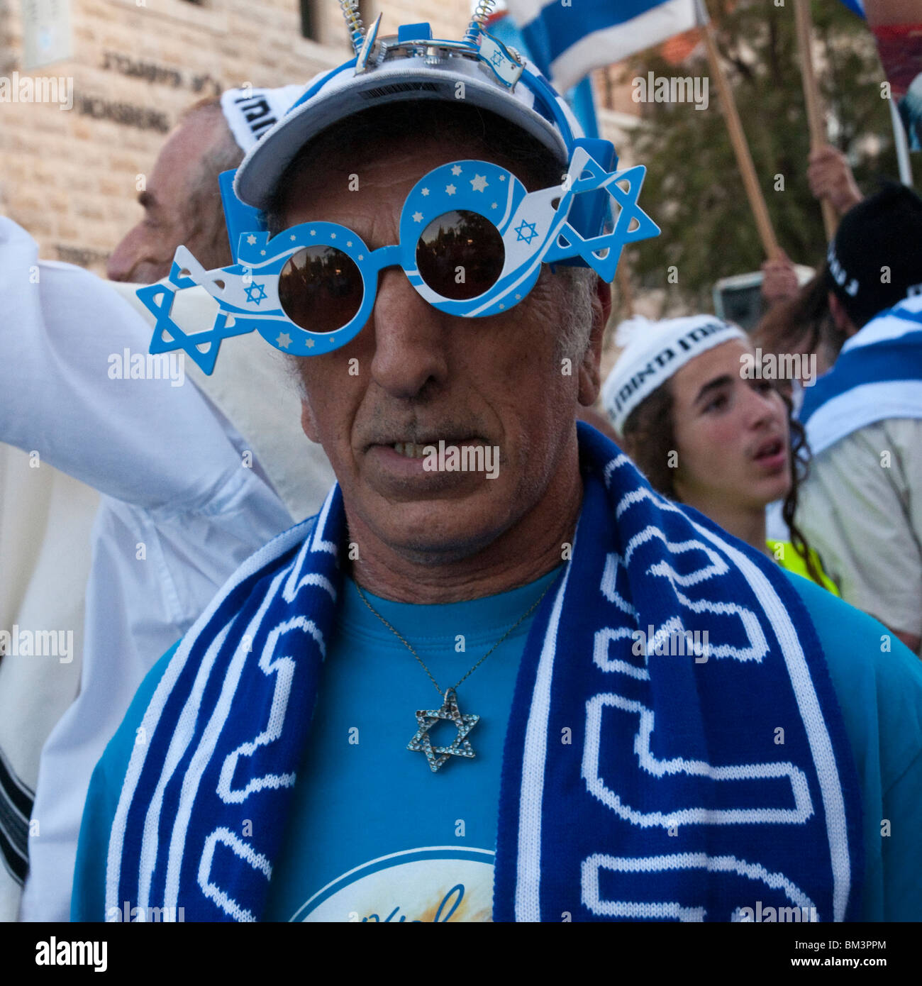 All day flag -Fotos und -Bildmaterial in hoher Auflösung – Alamy