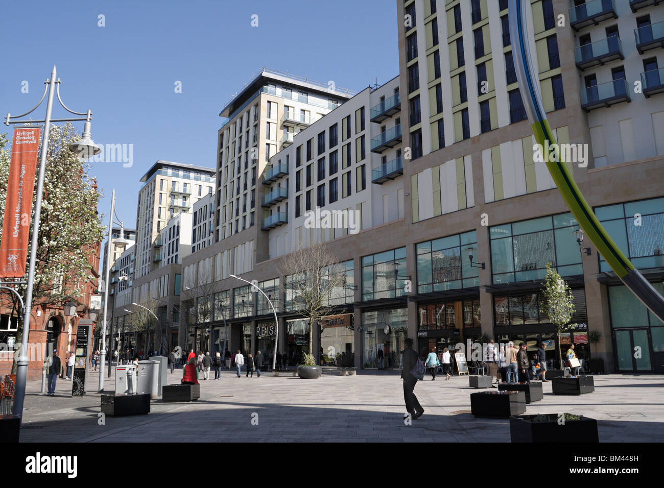 Cardiff st davids shopping centre -Fotos und -Bildmaterial in hoher ...