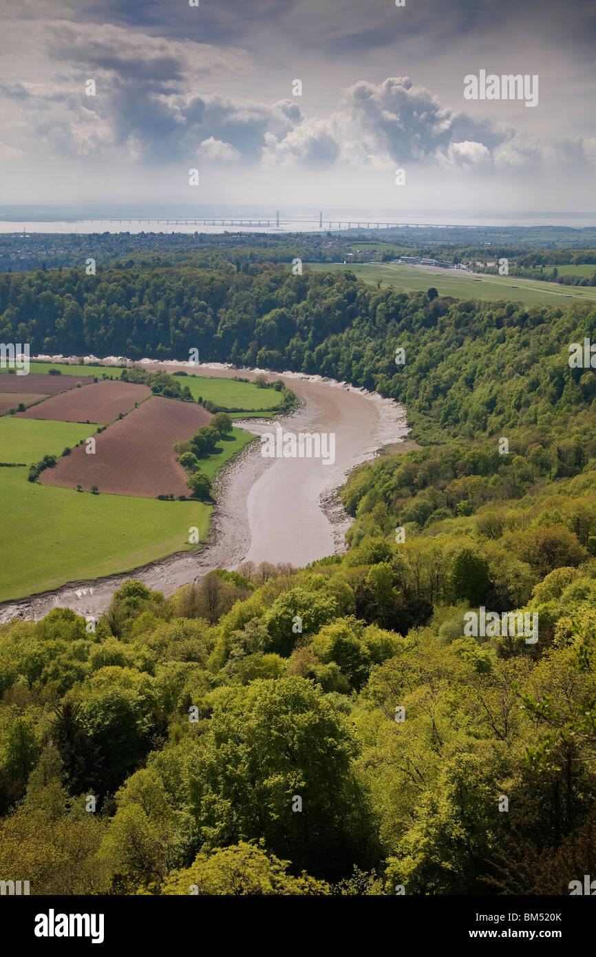 DER FLUSS WYE UND CHEPSTOW VON EAGLES NEST WYE VALLEY VIEW POINT ...