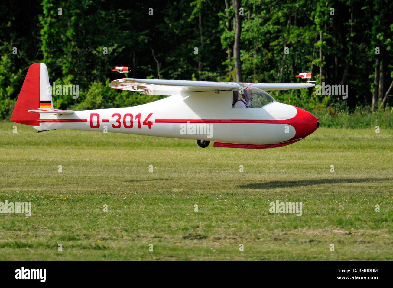 Lo 100 -Fotos und -Bildmaterial in hoher Auflösung – Alamy