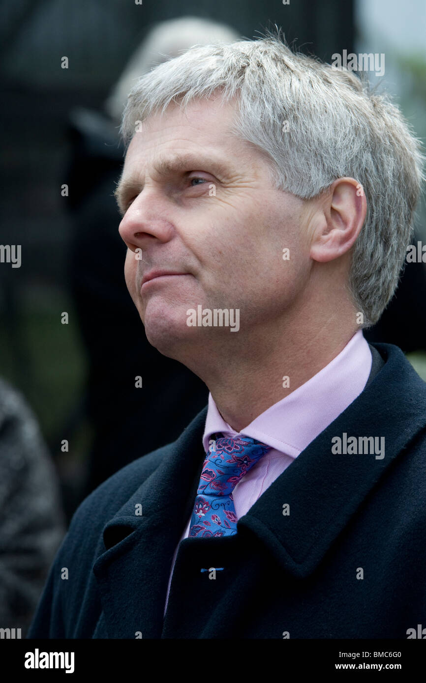 Prof tony travers -Fotos und -Bildmaterial in hoher Auflösung – Alamy