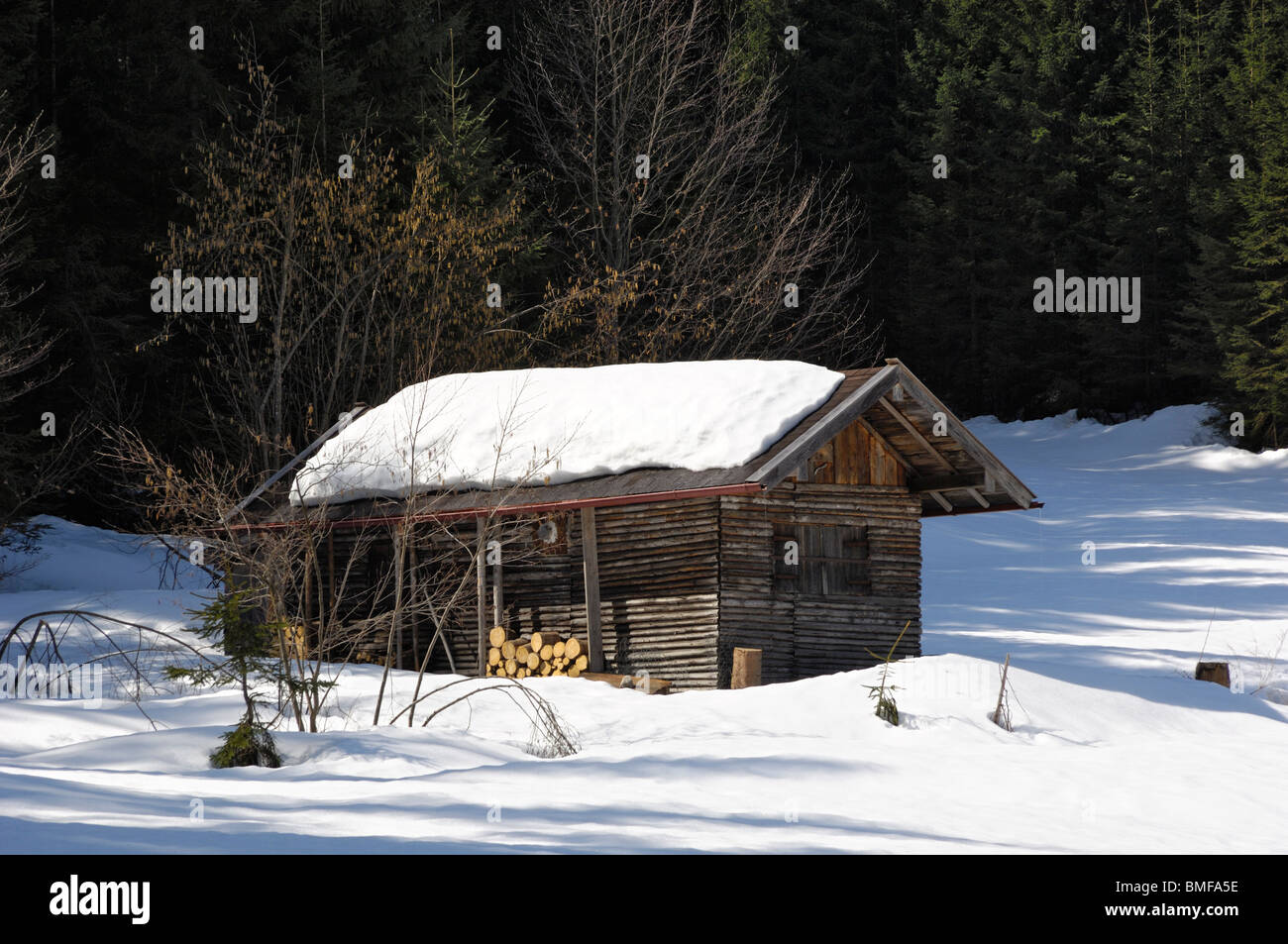 Scheune in krun -Fotos und -Bildmaterial in hoher Auflösung – Alamy