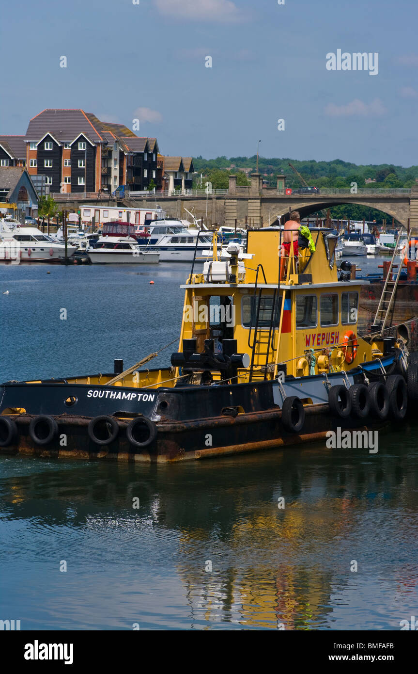 Beweglicher schlepper -Fotos und -Bildmaterial in hoher Auflösung – Alamy