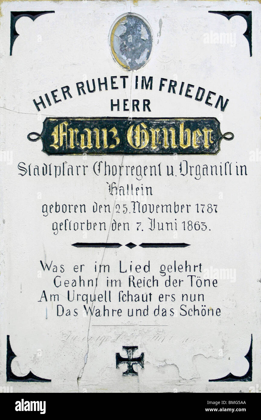 Grave plate -Fotos und -Bildmaterial in hoher Auflösung – Alamy