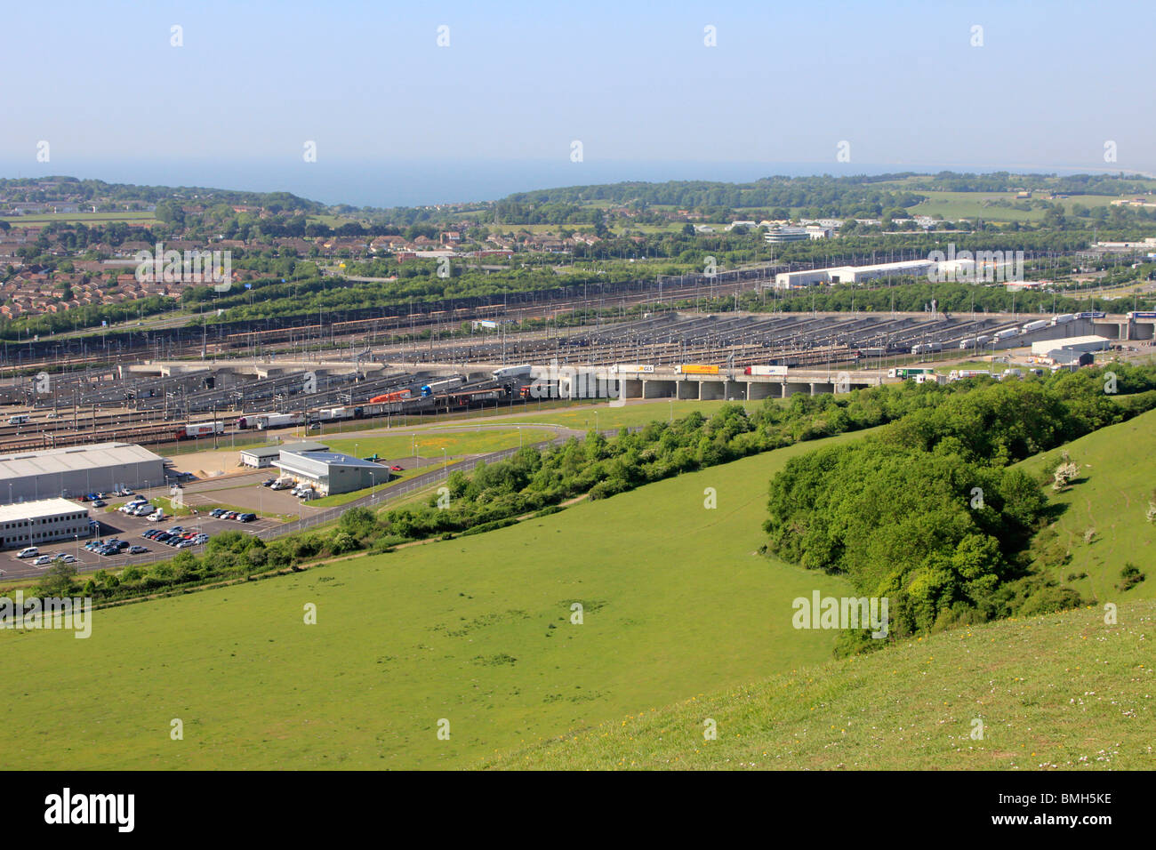 Eurotunnel terminal -Fotos und -Bildmaterial in hoher Auflösung – Alamy