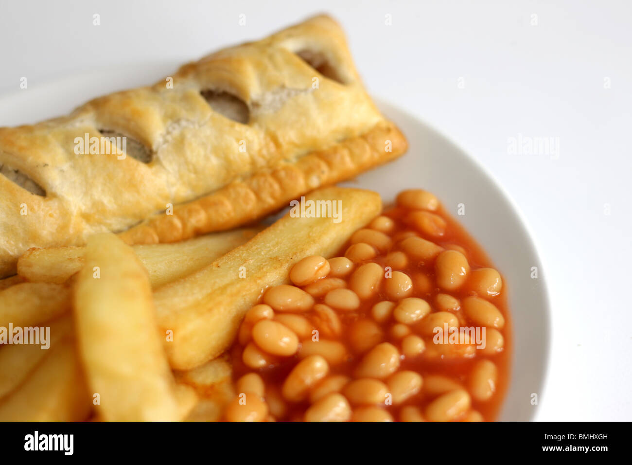 Wurstchips und gebackene bohnen -Fotos und -Bildmaterial in hoher ...
