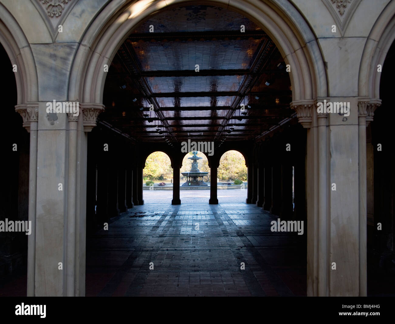 Torbogen ziegel -Fotos und -Bildmaterial in hoher Auflösung – Alamy