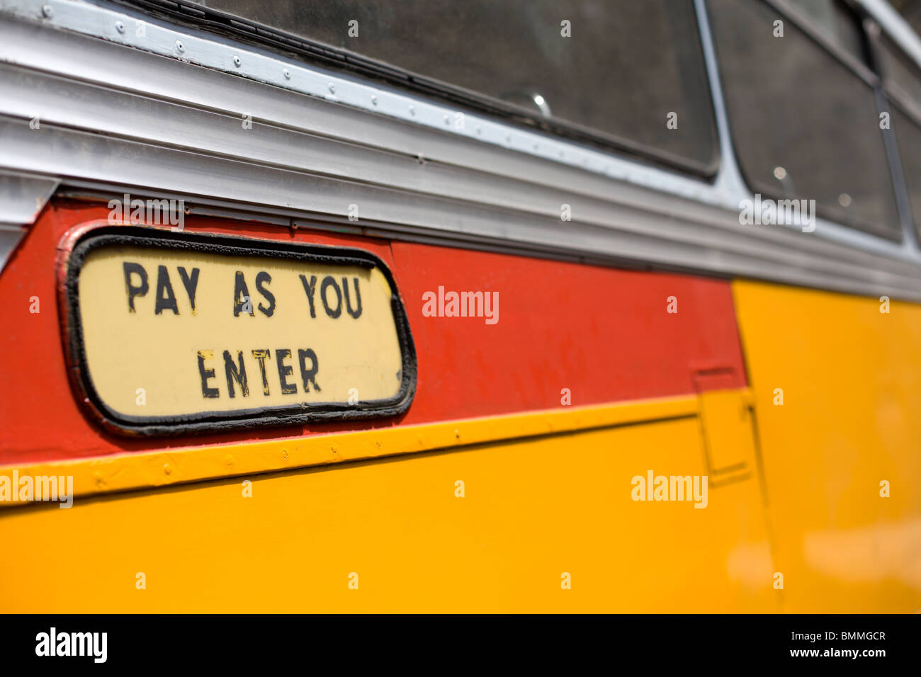 Valletta bus atp malta maltese autobus -Fotos und -Bildmaterial in ...