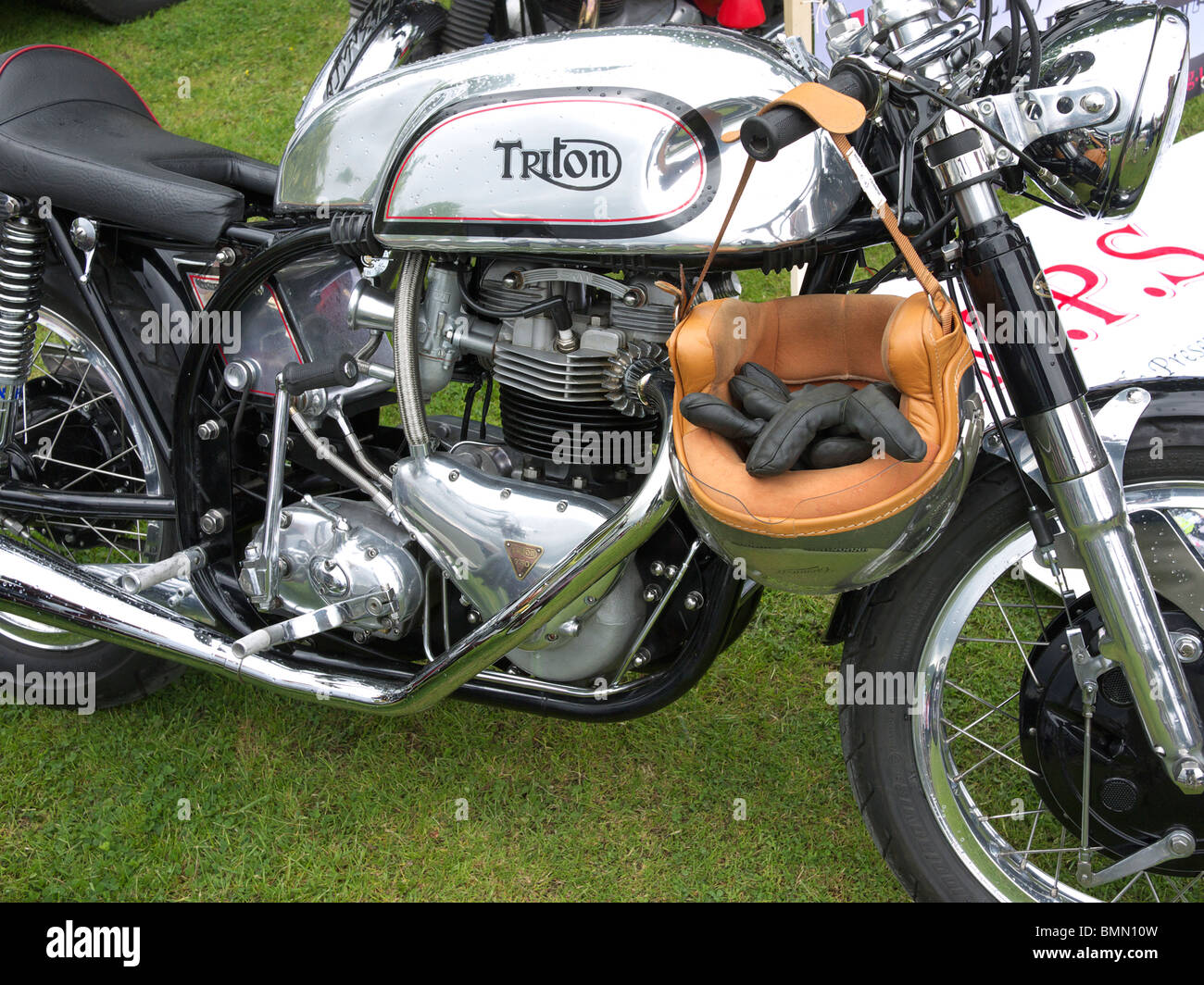 Motorrad-Oldtimer Triton. 1960-1970, England, UK Stockfotografie - Alamy