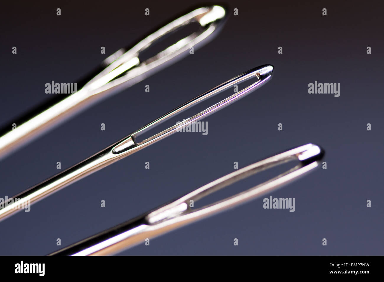 Nadel und faden -Fotos und -Bildmaterial in hoher Auflösung – Alamy